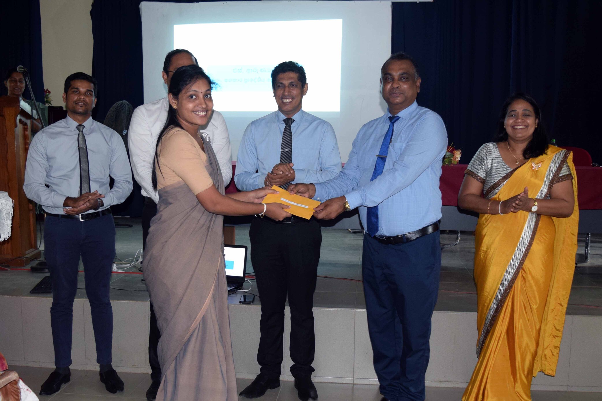 Index of /assets/Gallery/2024.10.25 Ridigama Program - Events/